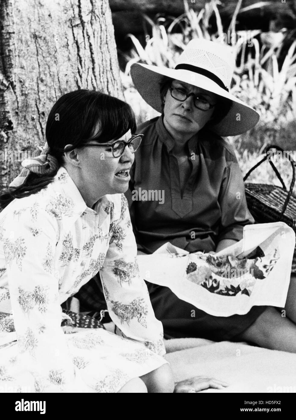 SYBIL, from left, Sally Field, Joanne Woodward, aired November 14-15 ...