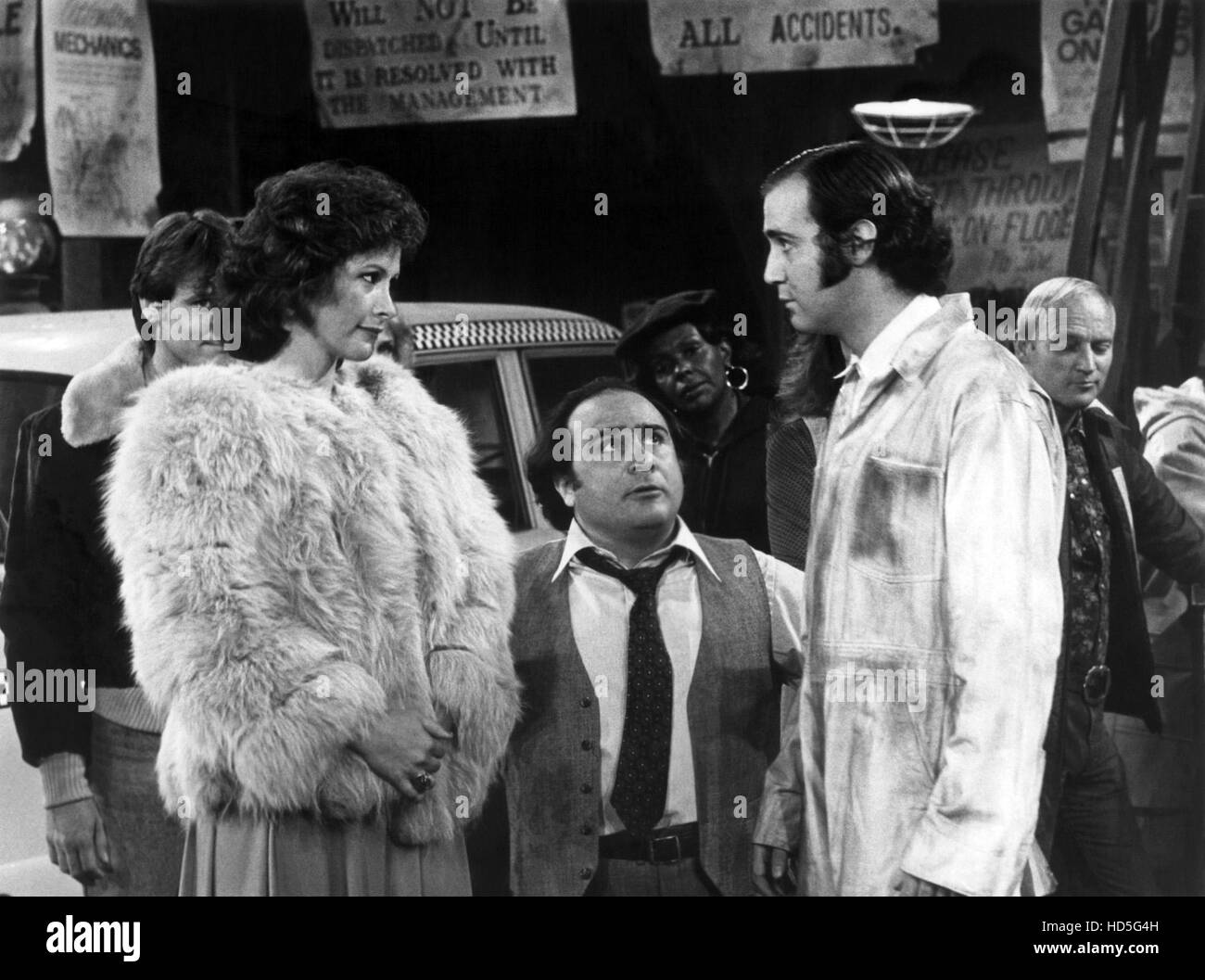 TAXI, Rita Taggart, Danny DeVito, Andy Kaufman, in episode 'Paper ...