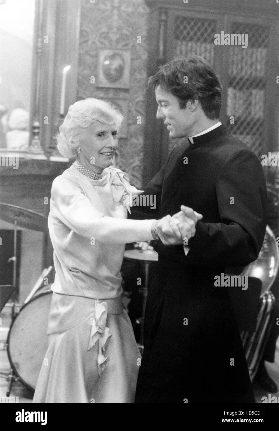 THE THORN BIRDS, (from left): Barbara Stanwyck, Richard Chamberlain ...