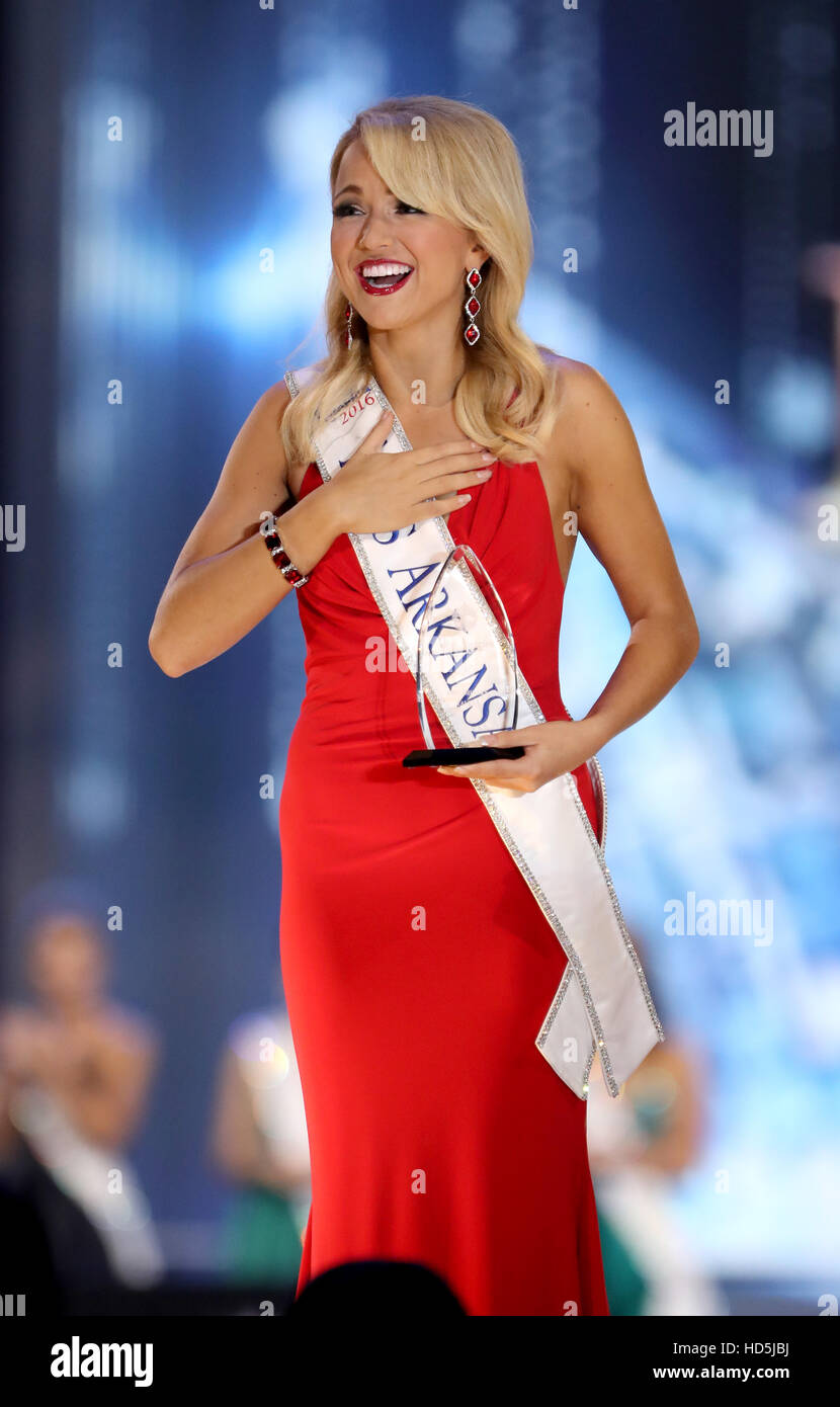2017 Miss America Preliminary competition Day 2 at Boardwalk Hall ...