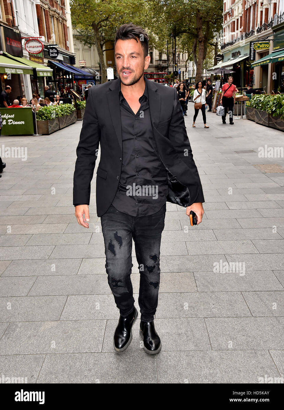 Peter andre in black suit hi-res stock photography and images - Alamy