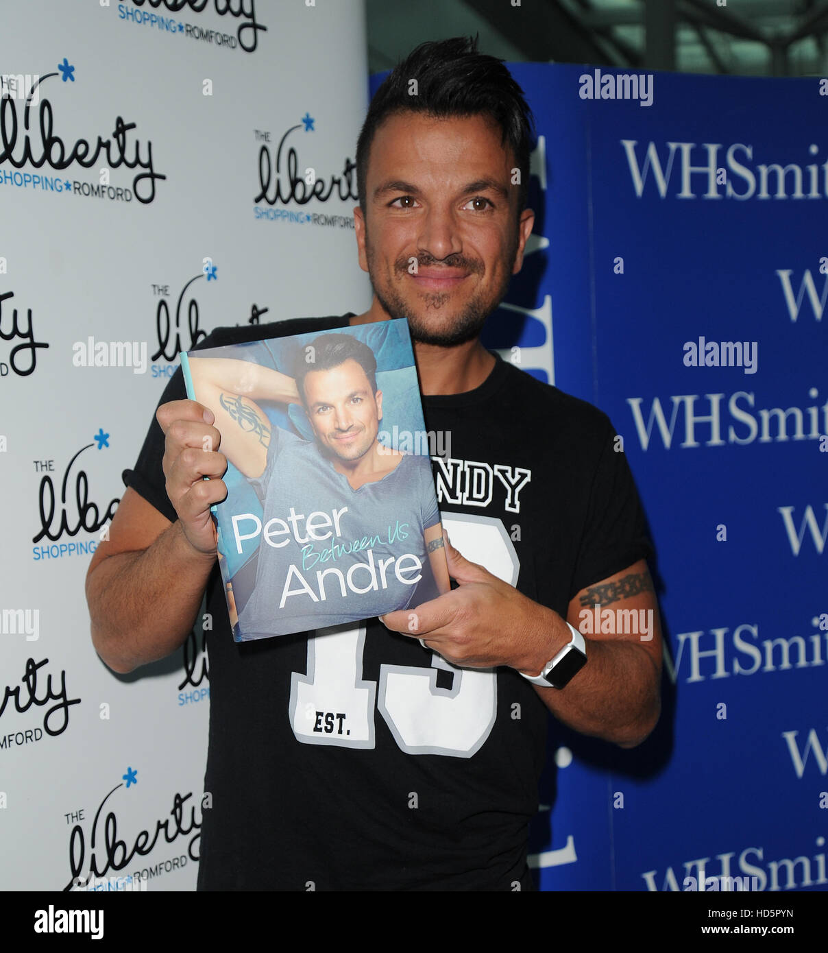 Peter Andre signs his book in WH Smiths in Romford Essex Featuring ...
