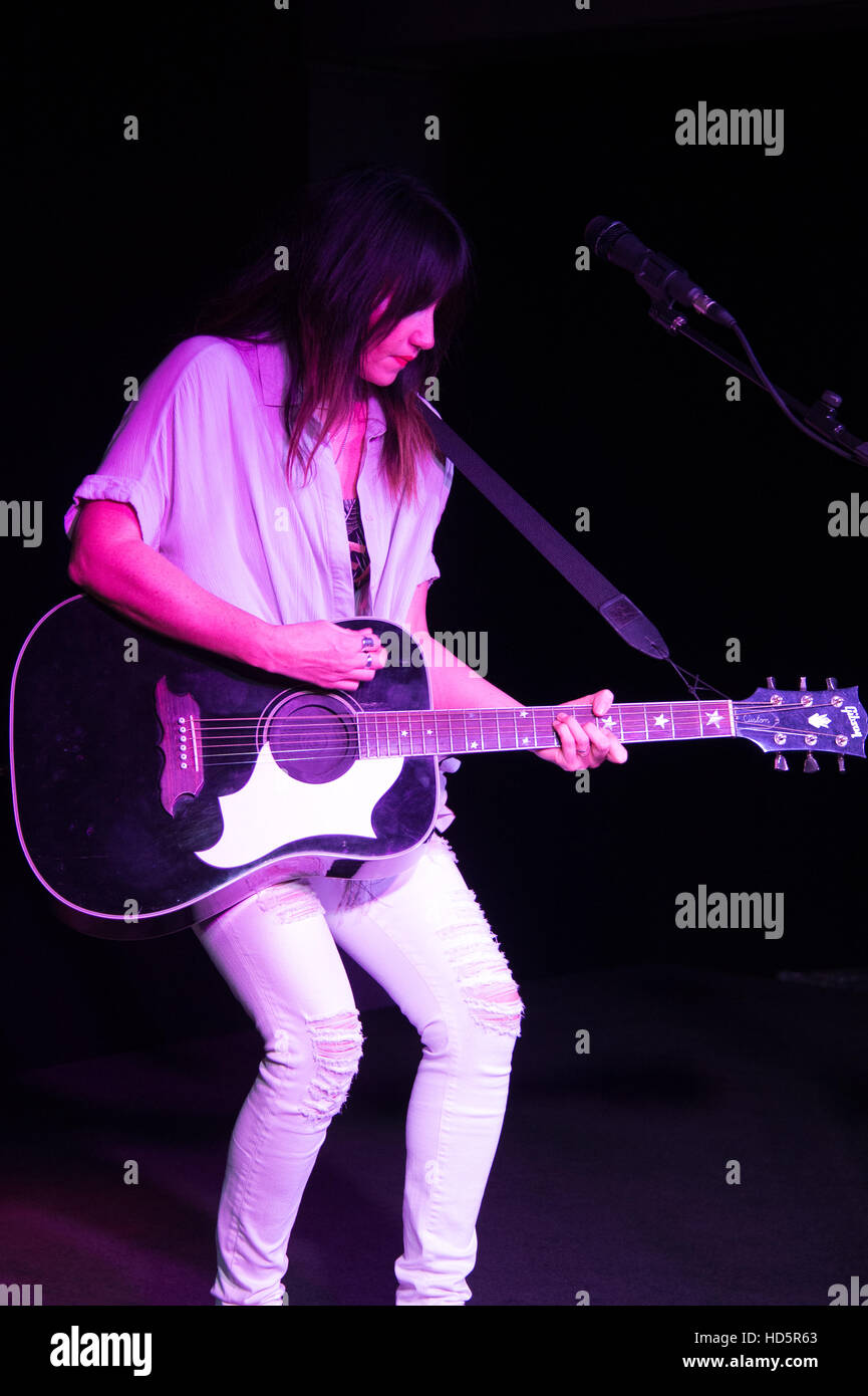 Kt tunstall album hi-res stock photography and images - Alamy