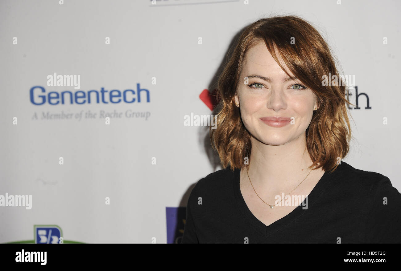Stand Up To Cancer 2016 - Arrivals Featuring: Emma Stone Where: Los ...