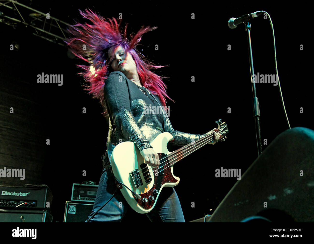 Jennifer finch hi-res stock photography and images - Alamy