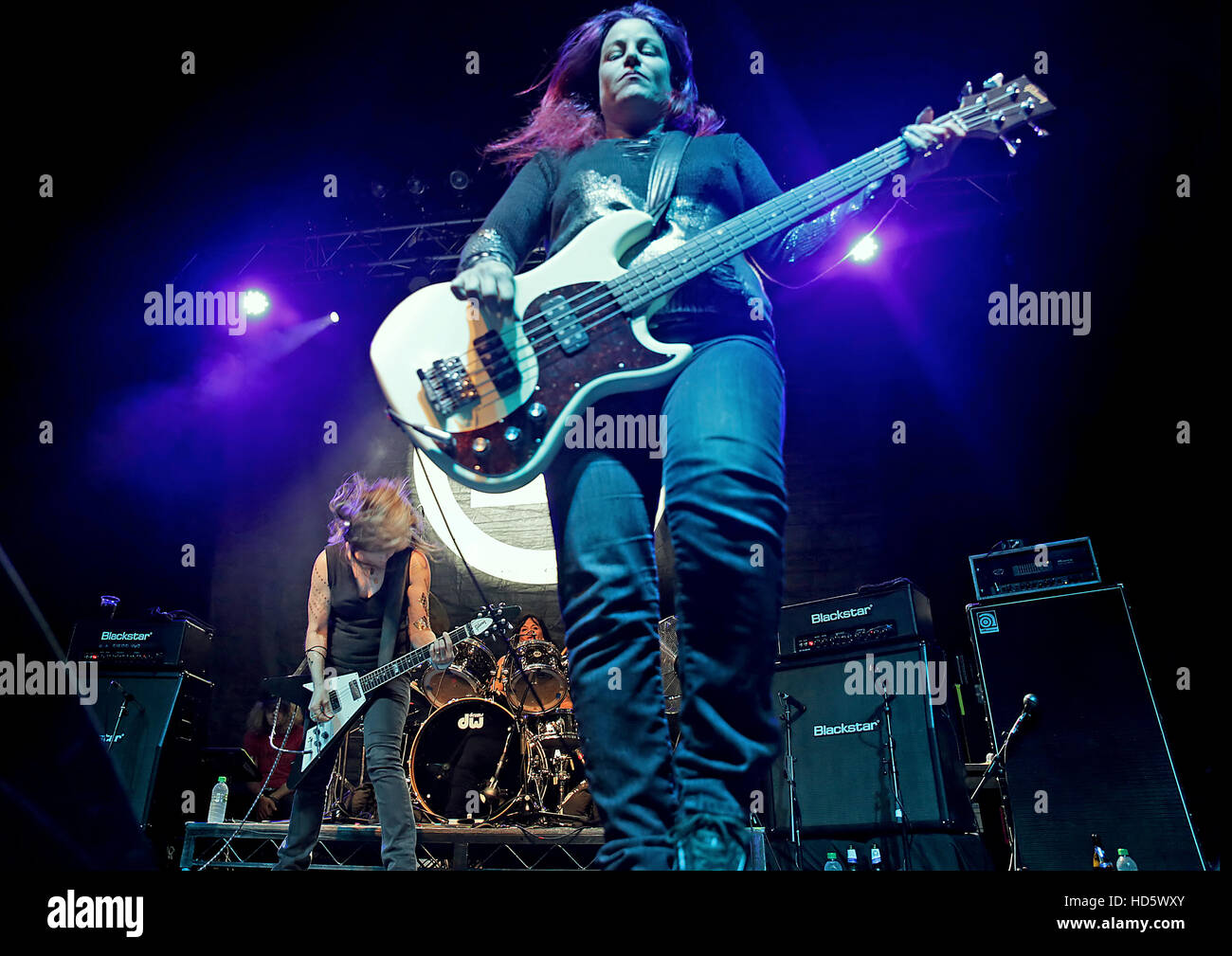 Jennifer finch hi-res stock photography and images - Alamy