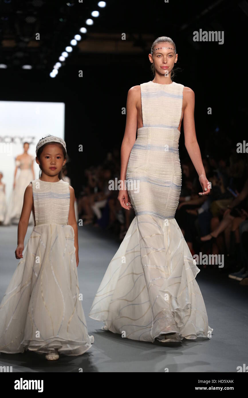 New York Fashion Week Spring/Summer 2017 - Vicki Zhang - Runway Featuring: Models Where: New ...