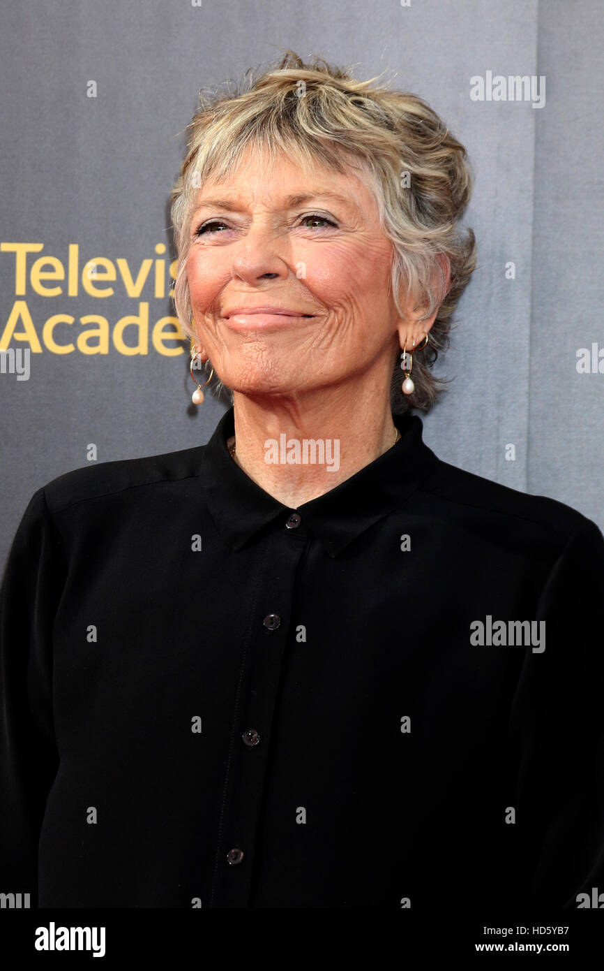 Linda ellerbee hi-res stock photography and images - Alamy