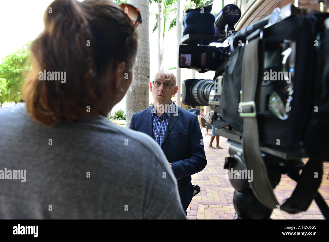 Brad Meltzer signing copies of his new biographies for children, 'I Am ...