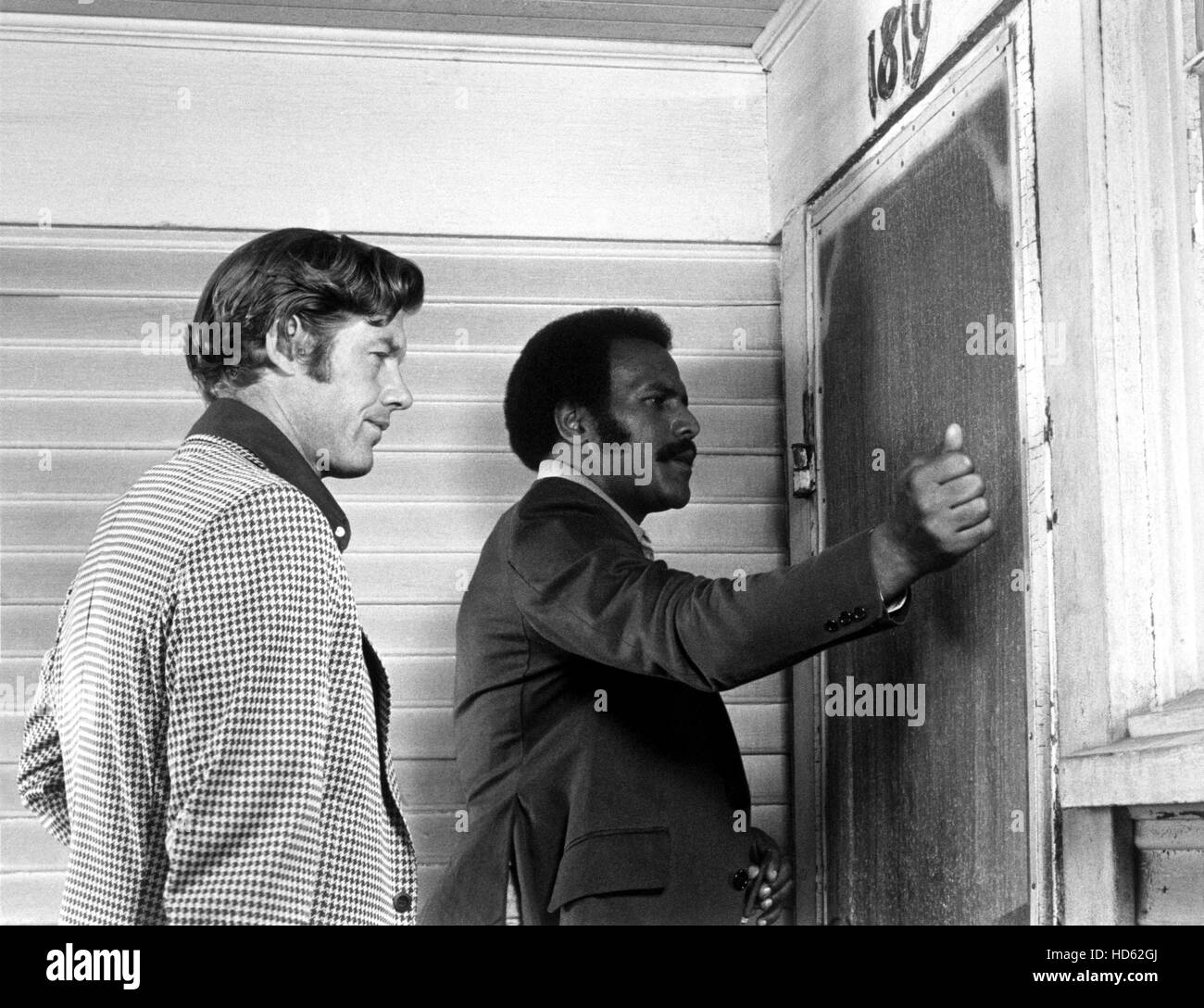 POLICE STORY, from left: Frank Converse, Fred Williamson in ...