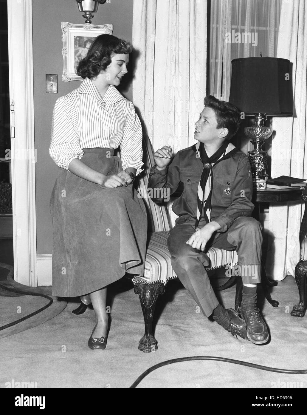 THE PRIDE OF THE FAMILY, from left: Natalie Wood, Robert Hyatt, on set ...
