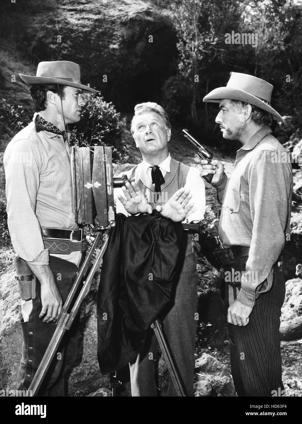 RAWHIDE, from left: Clint Eastwood, Eddie Albert, Morgan Woodward, 'The ...