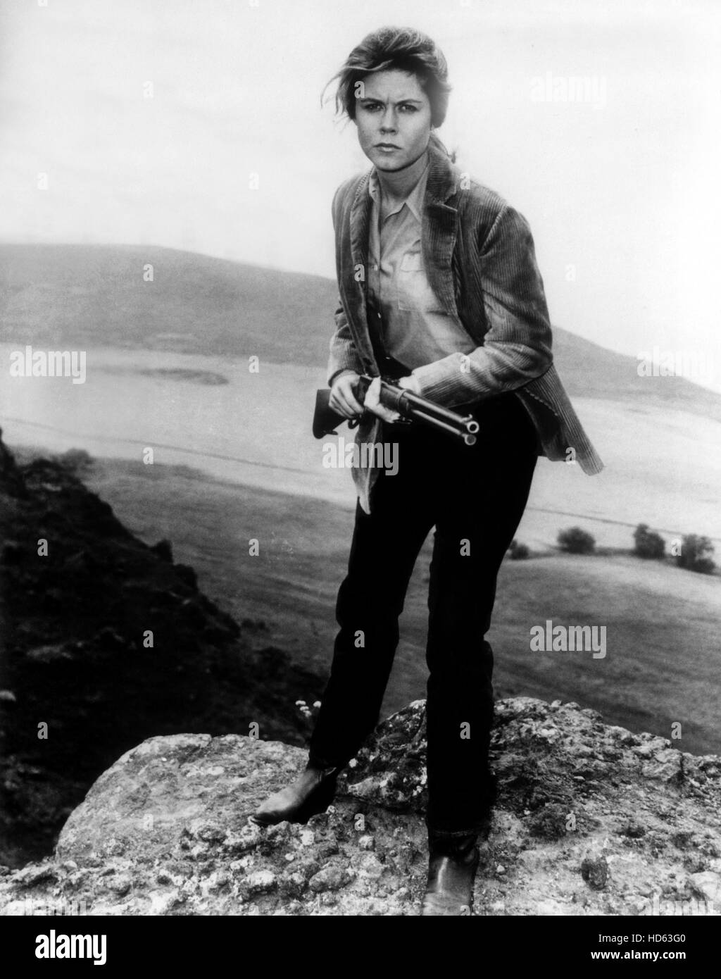 RAWHIDE, Elizabeth Montgomery, 'Incident at El Crucero' (Season 6 ...