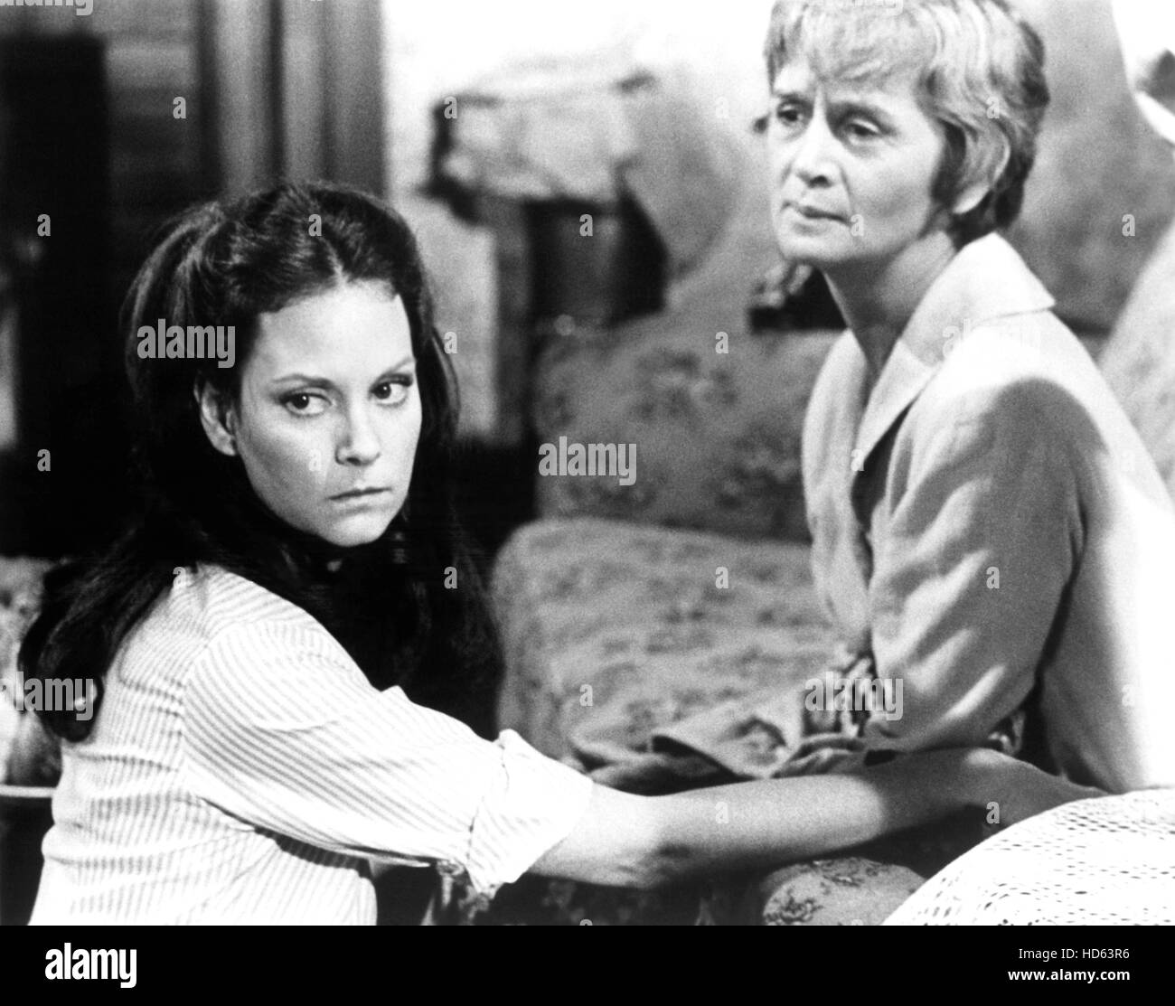 79 PARK AVENUE (aka HAROLD ROBBINS' 79 PARK AVENUE), from left: Lesley ...