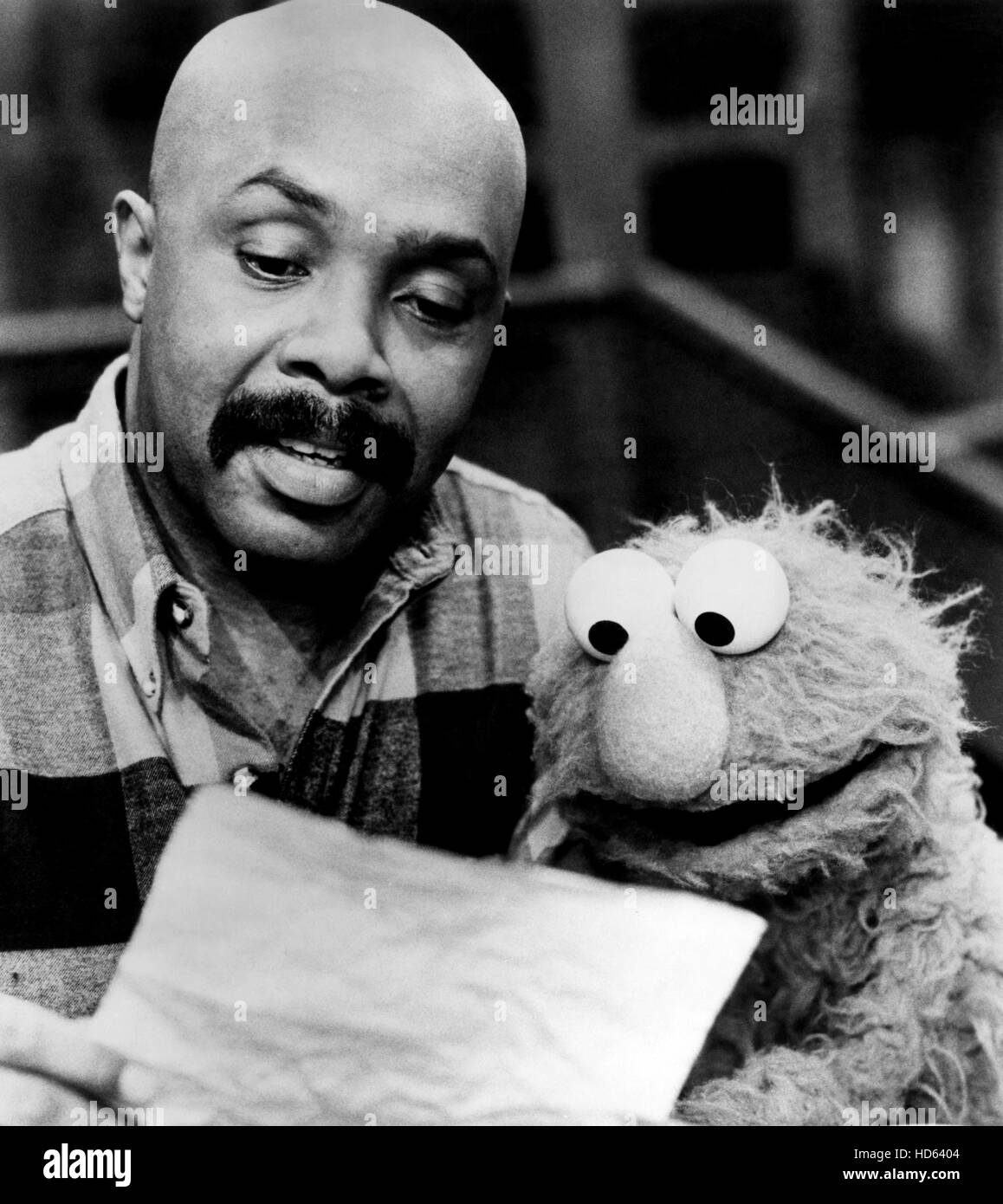 SESAME STREET, Roscoe Orman, Elmo ca. 1989 Season 21, 1969-present, (c ...