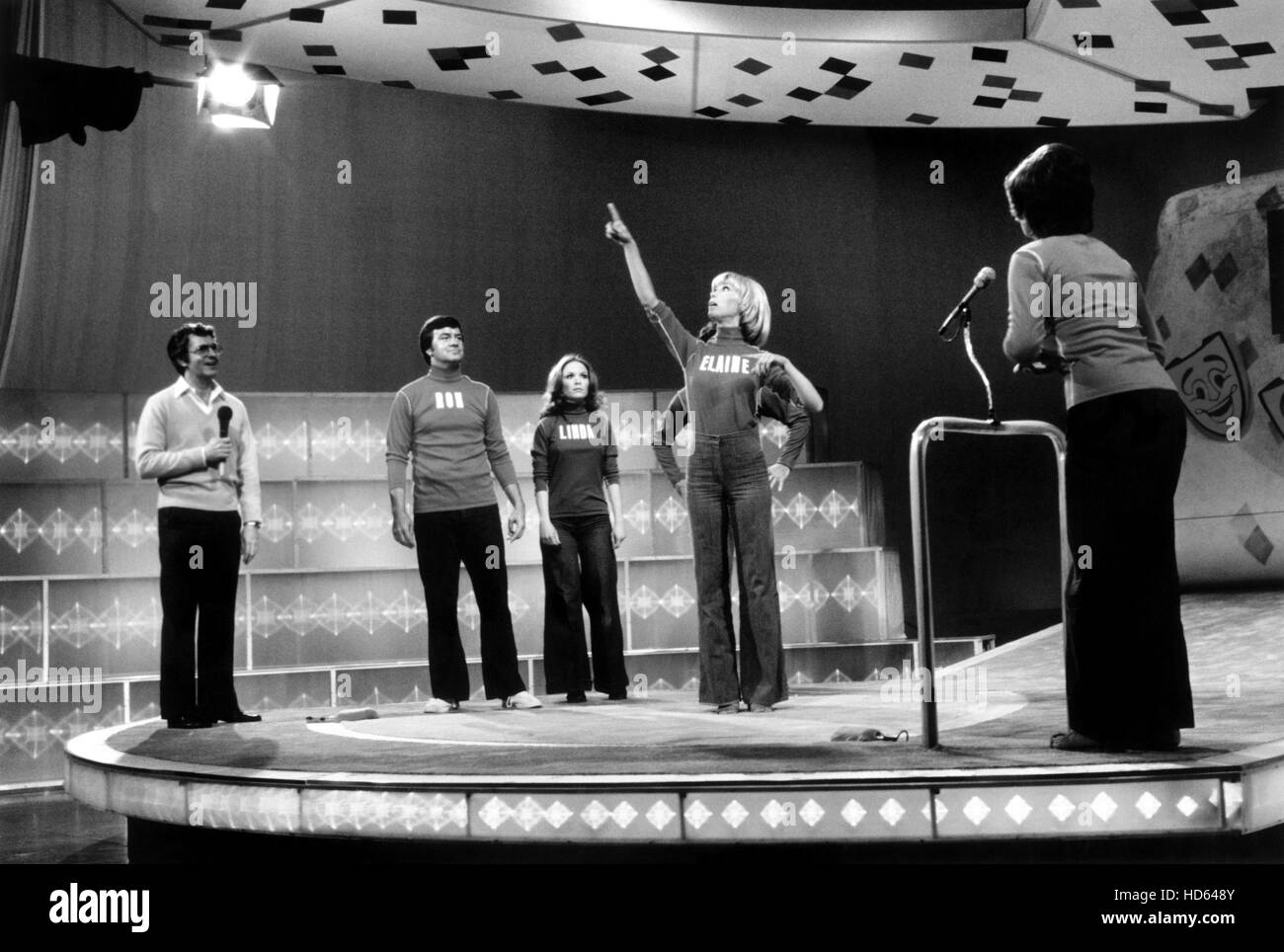 SHOWOFFS, from left: Larry Blyden, Ron Masak, Linda Kaye Henning ...