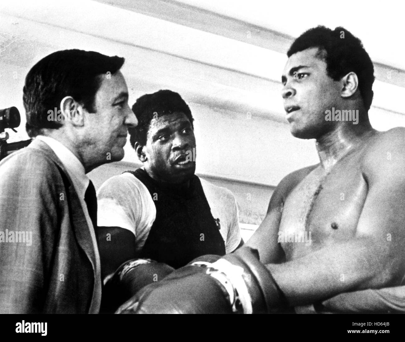 60 MINUTES, from left: Mike Wallace, Ron Lyle, Muhammad Ali (ca. 1971 ...