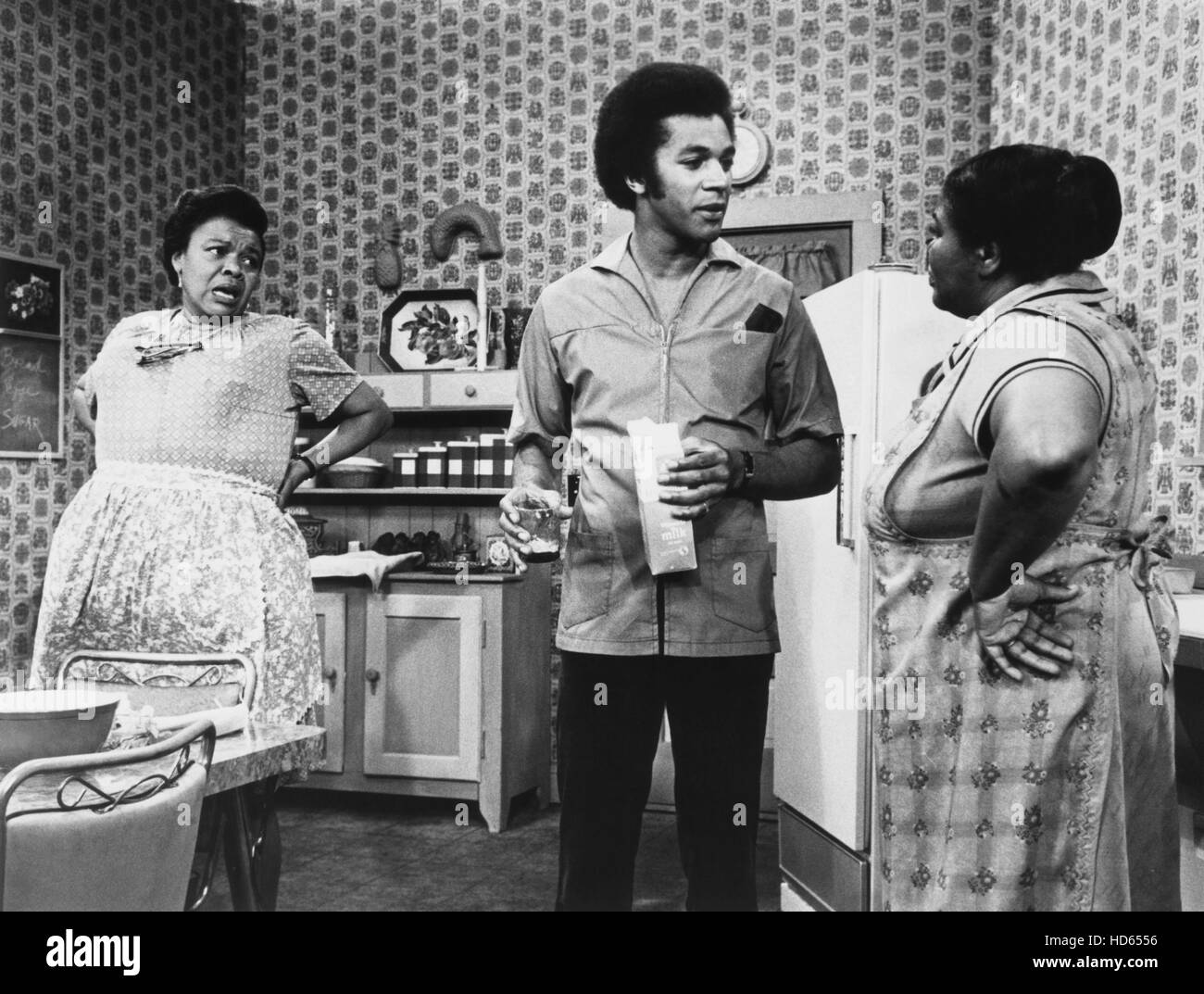 THAT'S MY MAMA, from left, Dorothy Meyer, Clifton Davis, Theresa ...