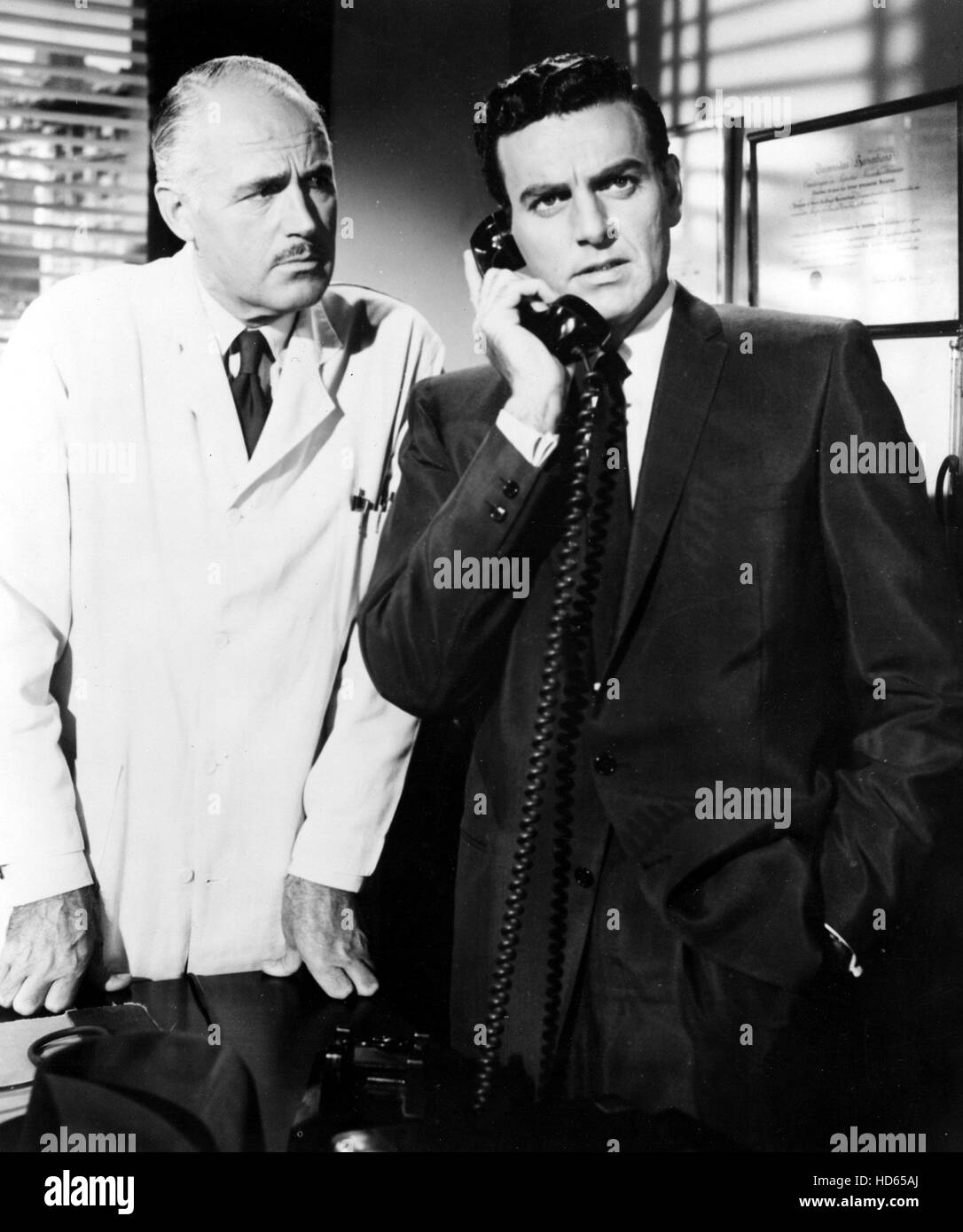 TIGHTROPE, Patric Knowles, Mike Connors, 1959-60 Stock Photo - Alamy
