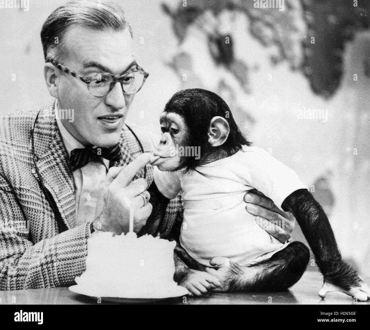 TODAY SHOW, 1952-present, Dave Garroway and J. Fred Muggs, 1953 Stock Photo - Alamy
