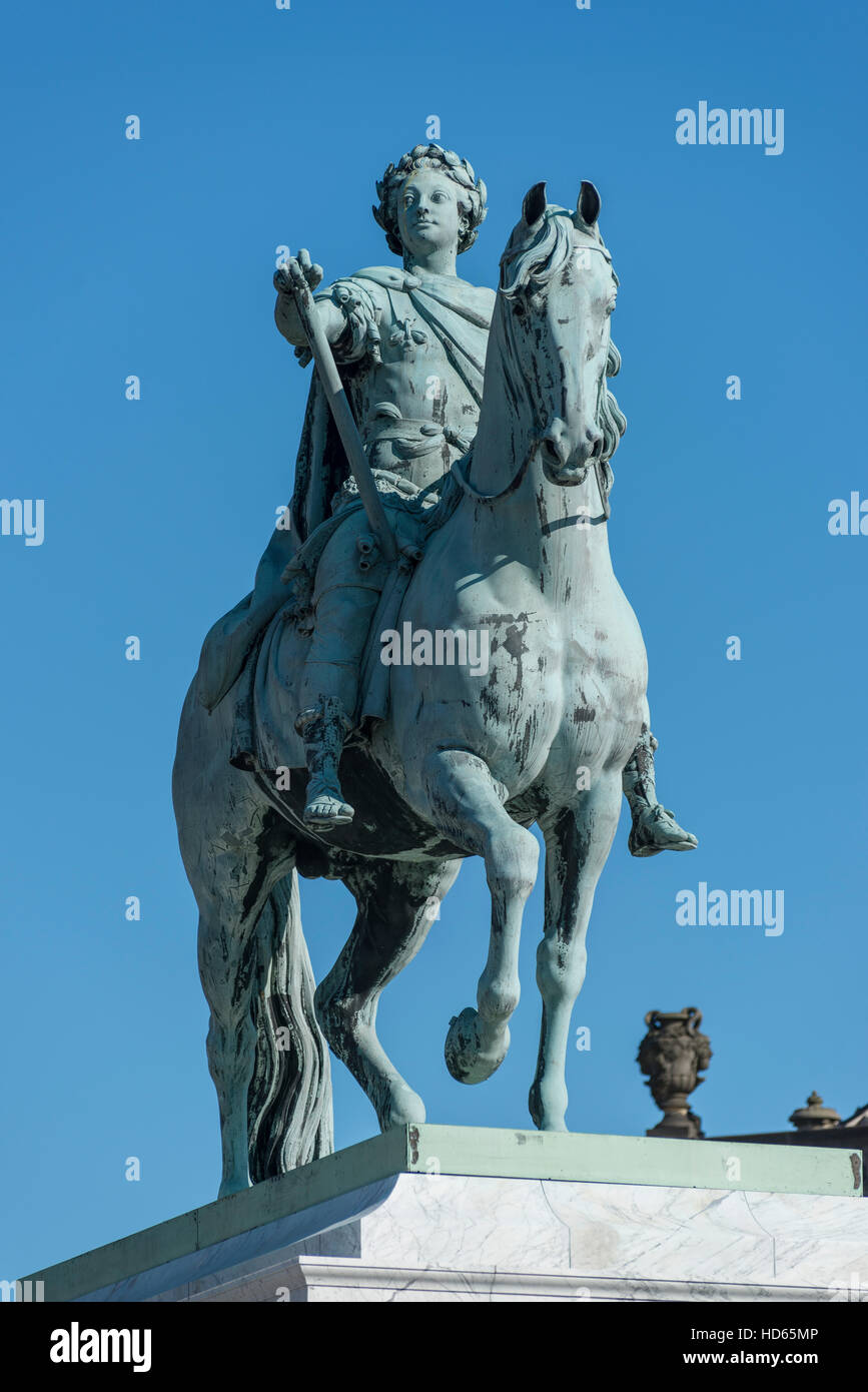 Copenhagen palace square hi-res stock photography and images - Alamy