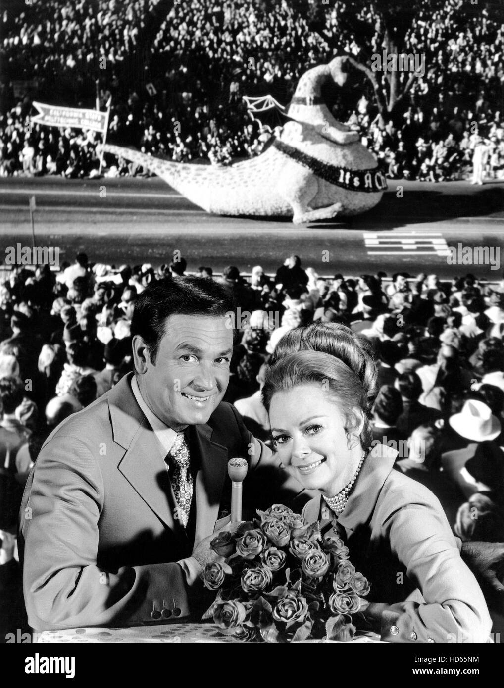 TOURNAMENT OF ROSES PARADE, Bob Barker, June Lockhart, 1970 Stock Photo ...