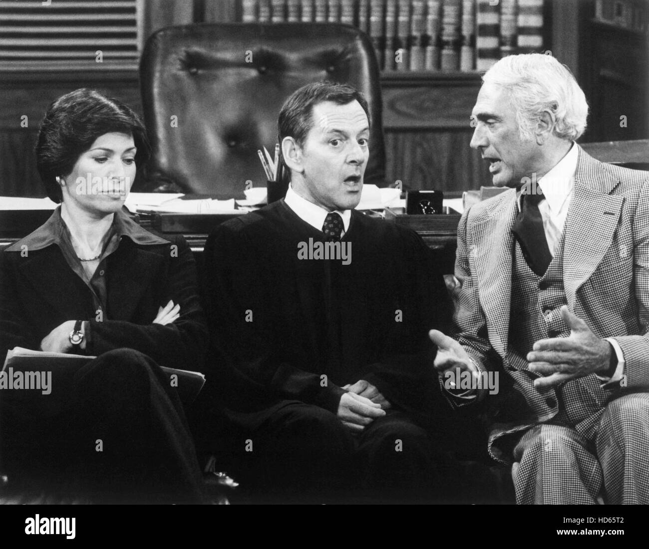 THE TONY RANDALL SHOW, from left: Millie Slavin, Tony Randall, Robert ...