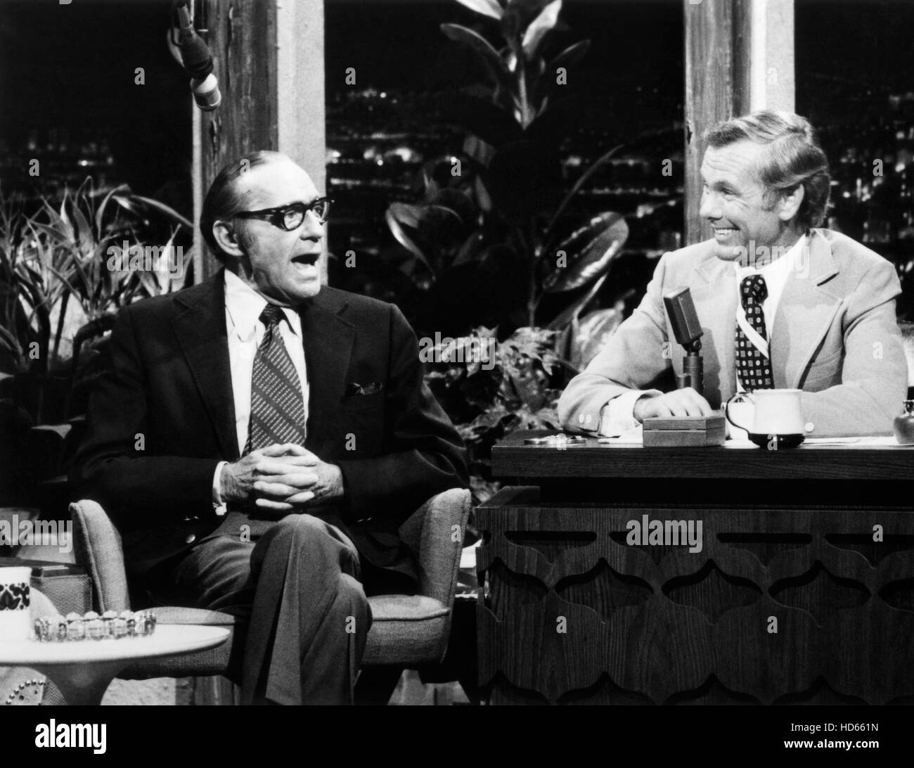 THE TONIGHT SHOW STARRING JOHNNY CARSON, Jack Benny, Johnny Carson ...