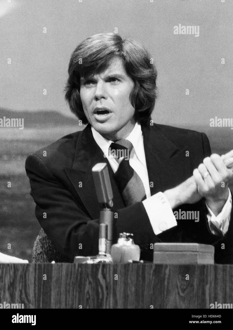 THE TONIGHT SHOW STARRING JOHNNY CARSON, guest host John Davidson, 1976 ...