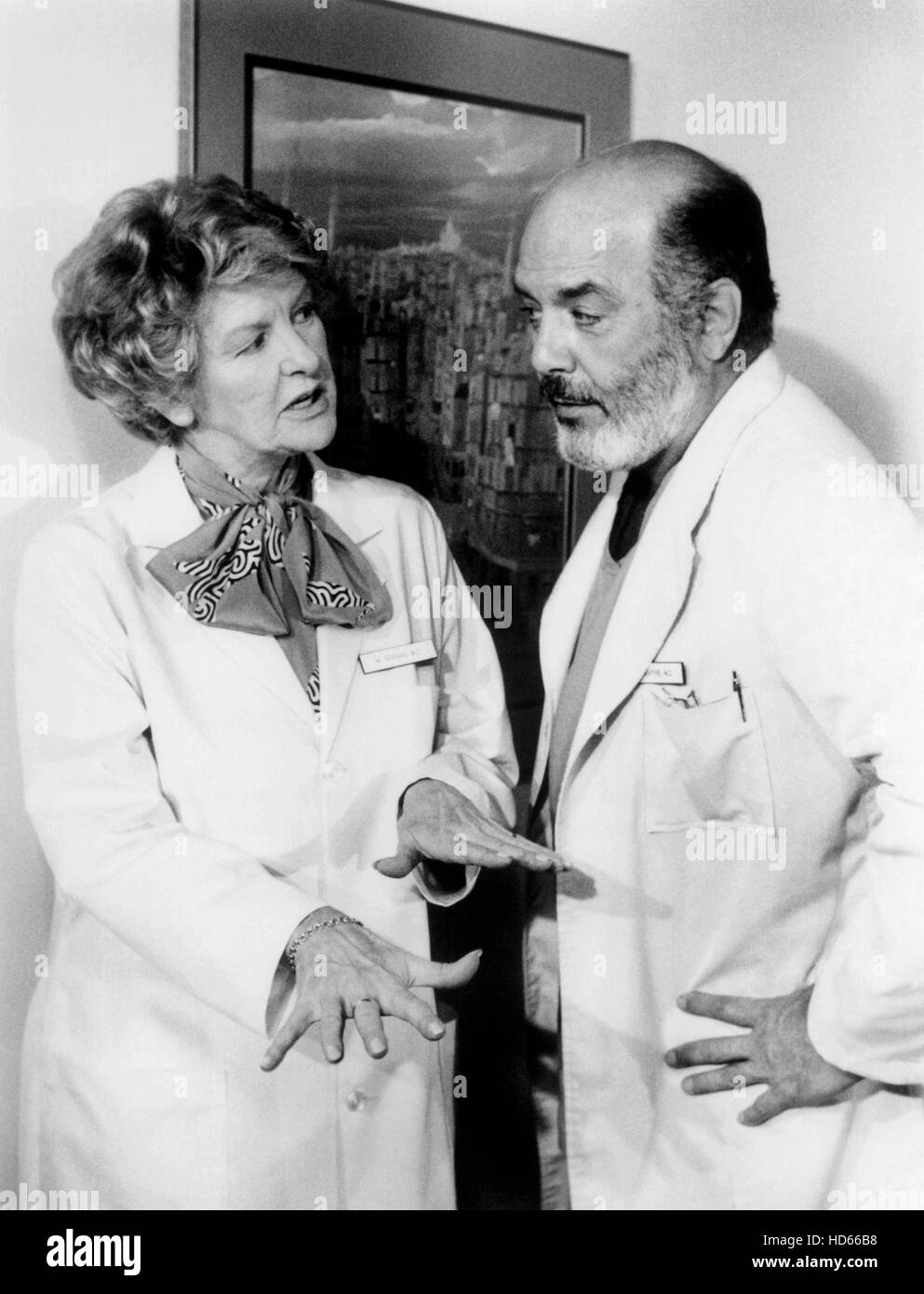 TRAPPER JOHN, M.D., l-r: Elaine Stritch, Pernell Roberts in 'Supernurse ...