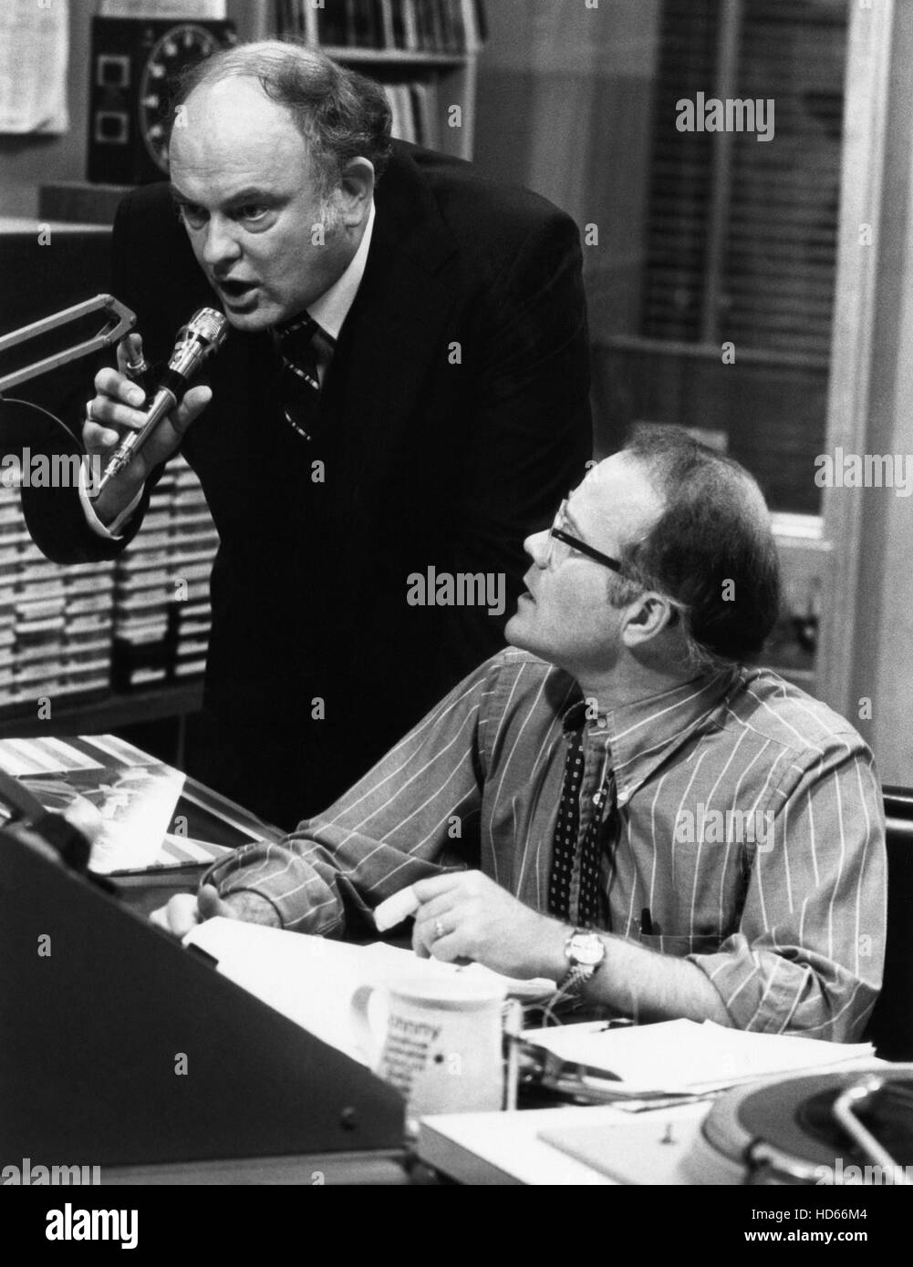 WKRP IN CINCINNATI, Gordon Jump, Richard Sanders, 1978-82 Stock Photo ...