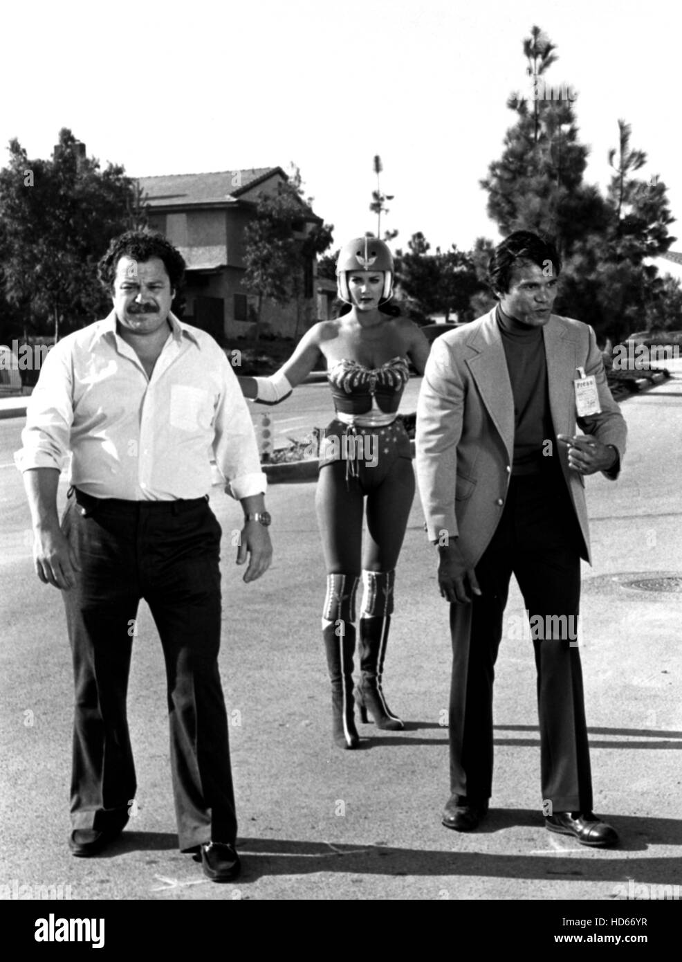 WONDER WOMAN, Skateboard Wiz, Art Metrano, Lynda Carter, David Cadiente ...