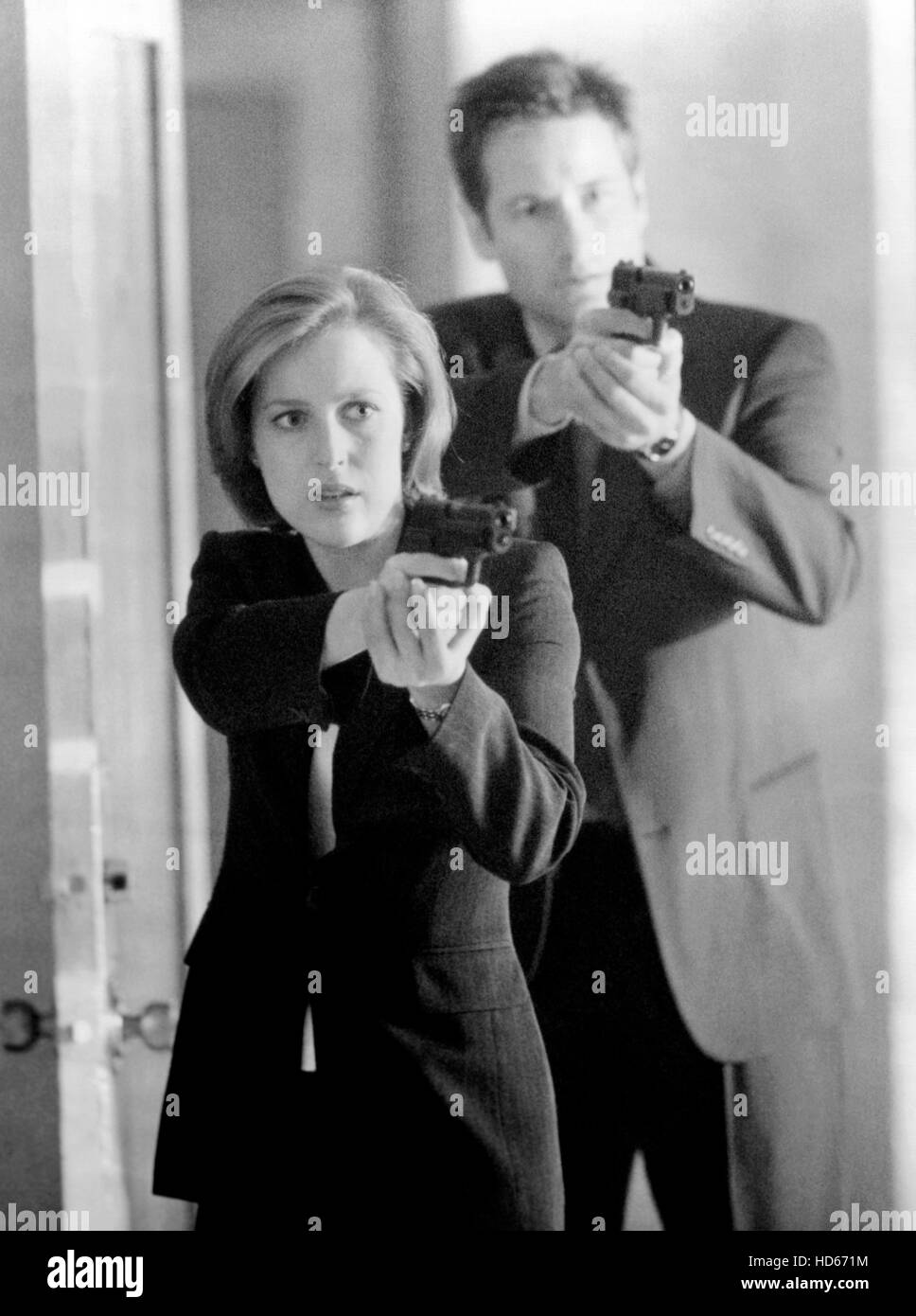THE X-FILES, from left, Gillian Anderson, David Duchovny, 'Hungry ...