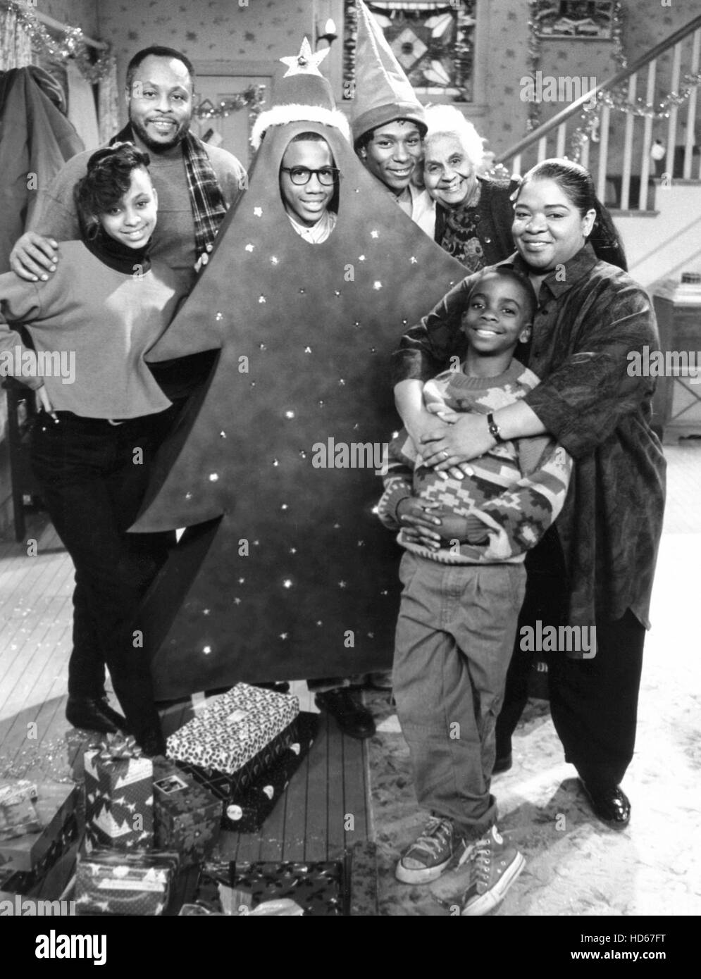 YOU TAKE THE KIDS, from left: Caryn Ward, Roger E. Mosley, Marlon ...