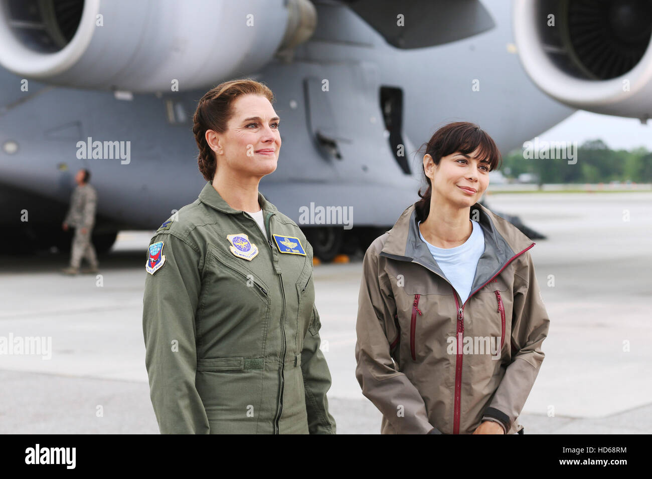 ARMY WIVES, l-r: Brooke Shields, Catherine Bell in 'Damaged' (Season 7 ...