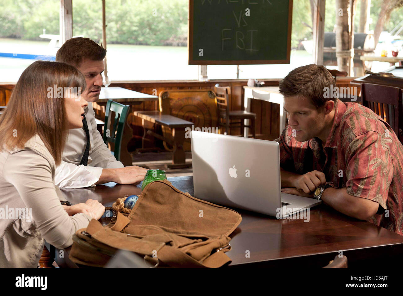 BONES, (from left): Emily Deschanel, David Boreanaz, Geoff Stults, 'The ...