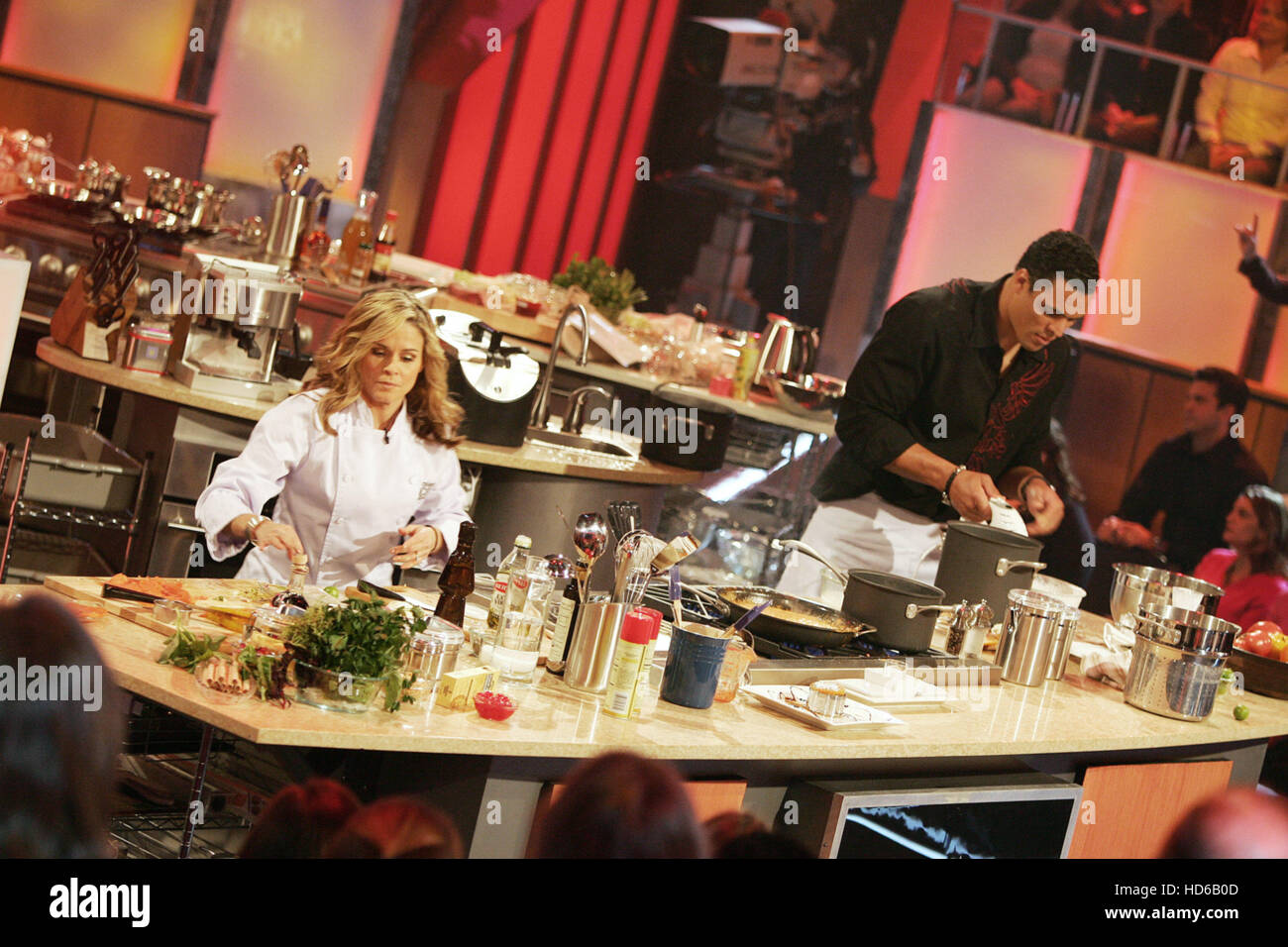 CELEBRITY COOKING SHOWDOWN, Cat Cora, Tony Gonzalez, (Season 1, ep. 101 ...