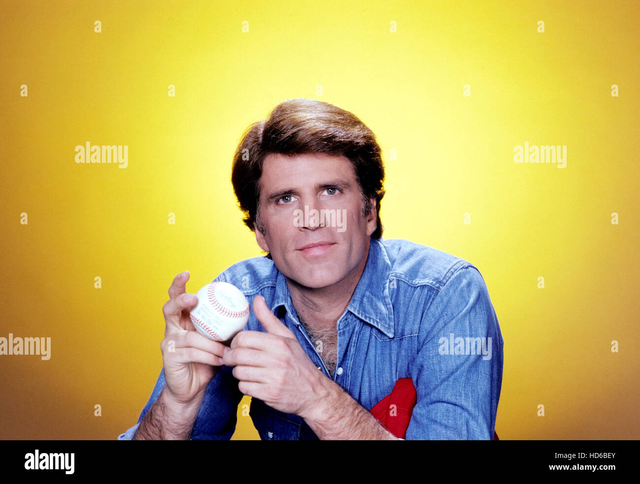 CHEERS, Ted Danson, 1982-1993. (c) Paramount TV/ Courtesy: Everett ...