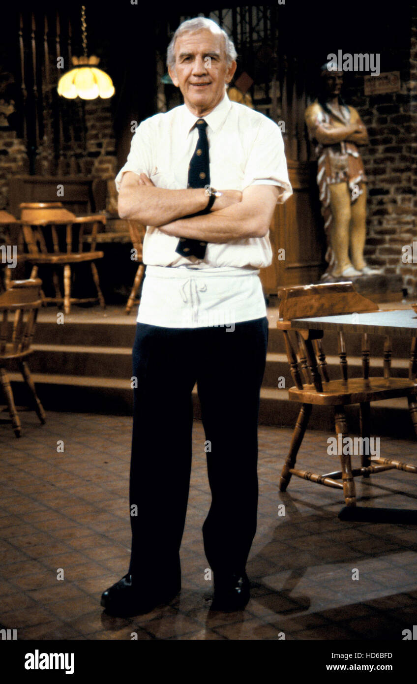 CHEERS, Nicholas Colasanto, 1982-93, (c)Paramount Television/courtesy ...