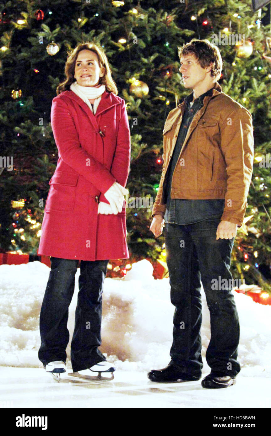 A CHRISTMAS WEDDING, Sarah Paulson, Eric Mabius, 2006. © Robert ...