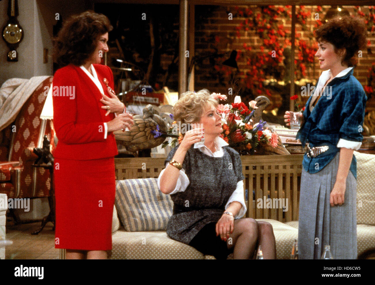 Dixie carter designing women hi-res stock photography and images - Alamy