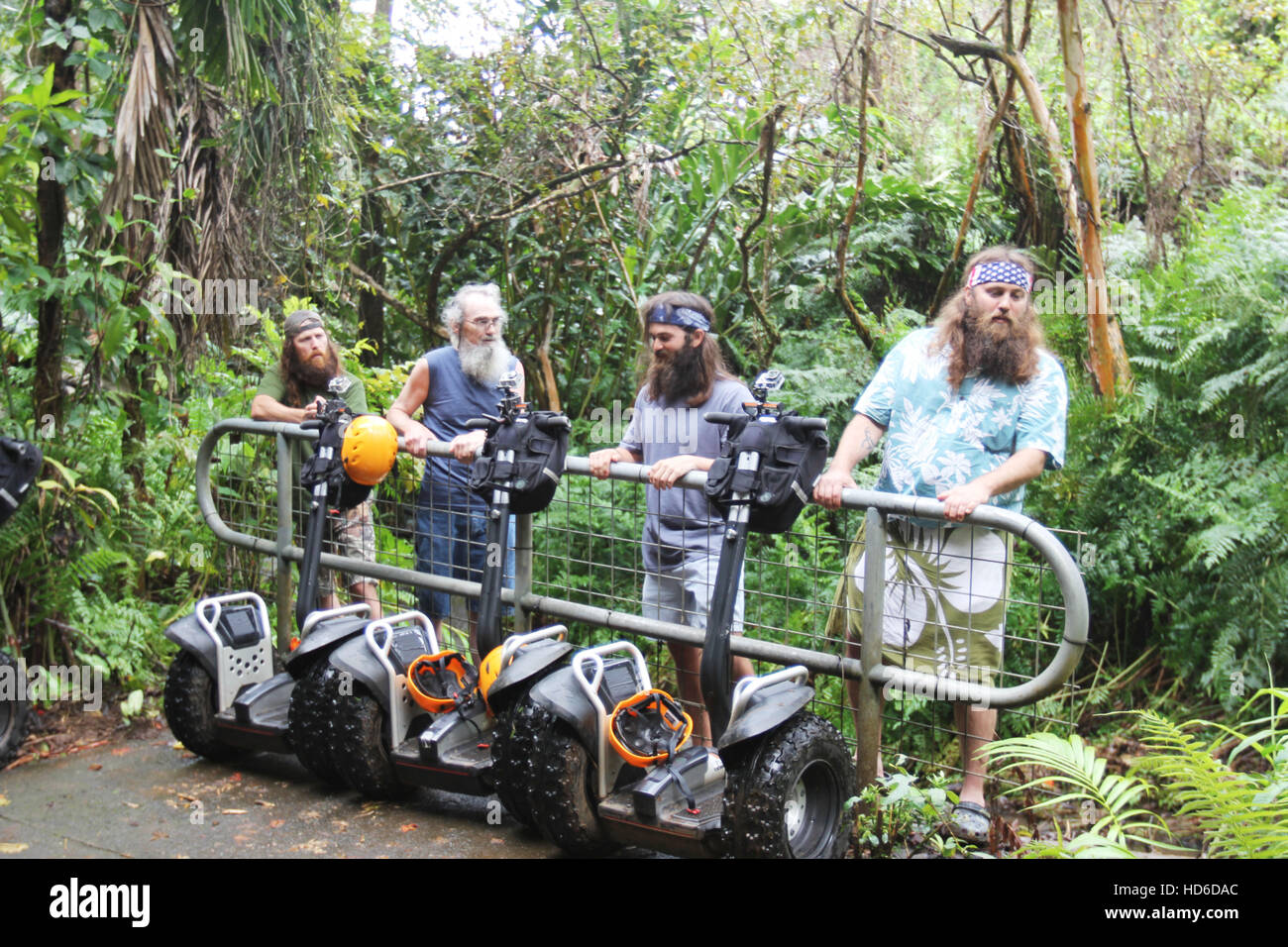 DUCK DYNASTY, The Robertsons, 'Aloha, Robertsons!', (Season 3, ep. 313 ...