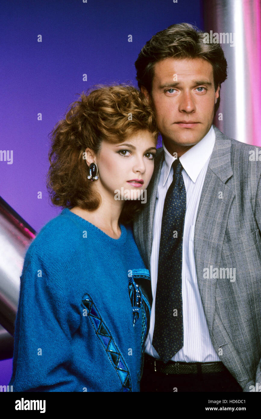 DYNASTY, Emma Samms, Lloyd Bochner, 1981-1989. © Aaron Spelling Prod ...