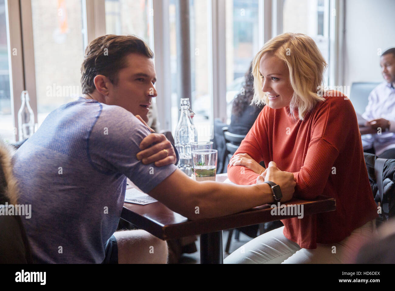 EASY, (from left): Orlando Bloom, Malin Akerman, 'Utopia', (Season 1 ...