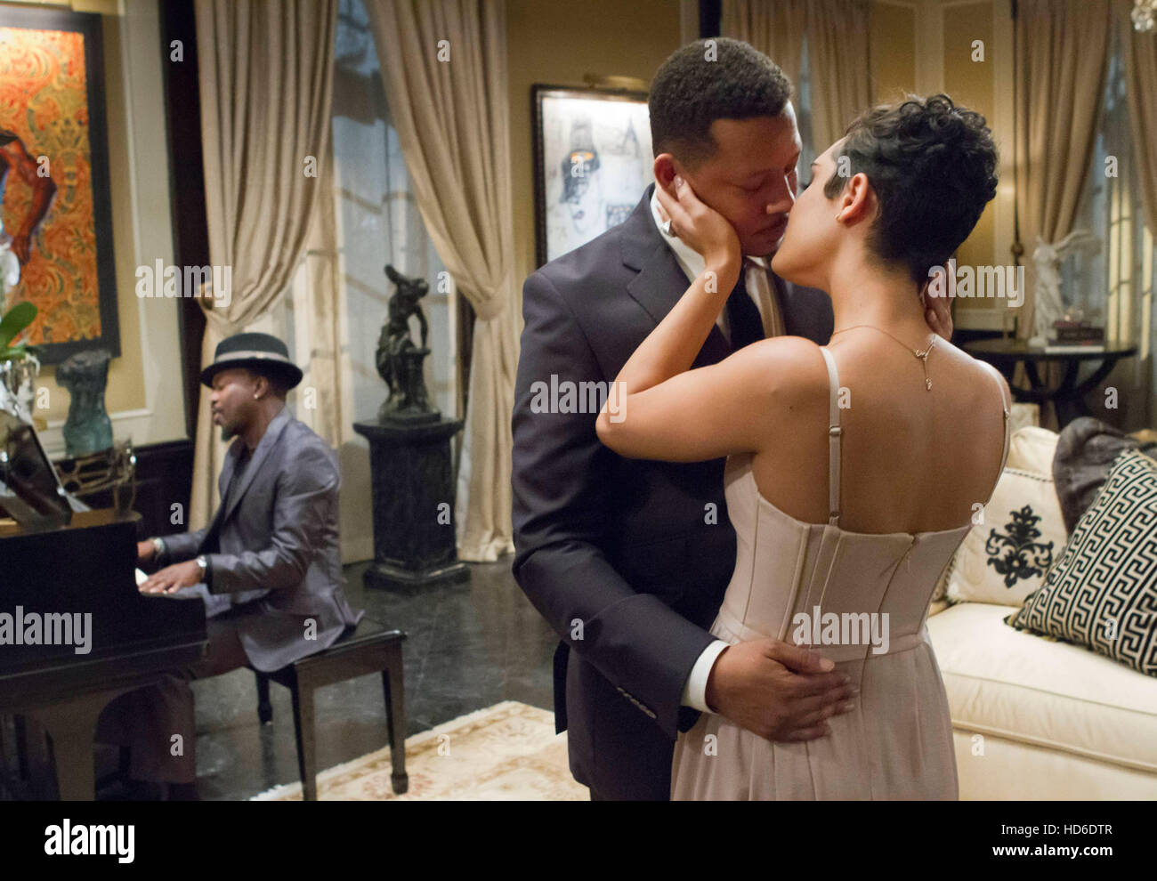EMPIRE, (from left): Anthony Hamilton, Terrence Howard, Grace Gealey ...