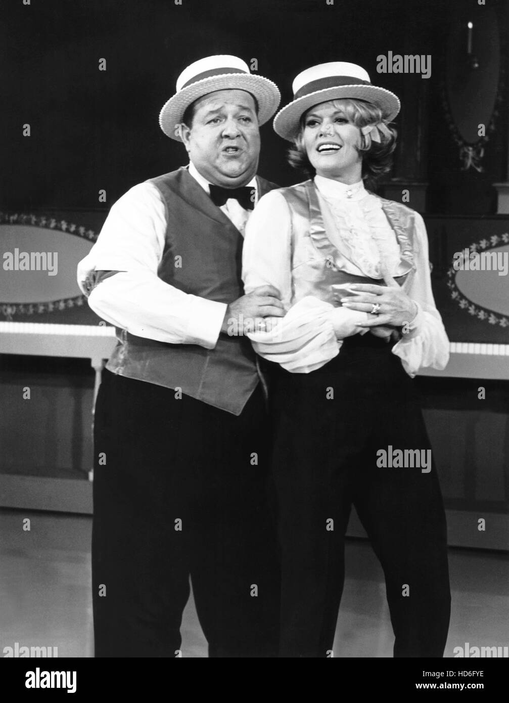 THE RED SKELTON HOUR, from left, Stubby Kaye, Janis Paige, aired ...