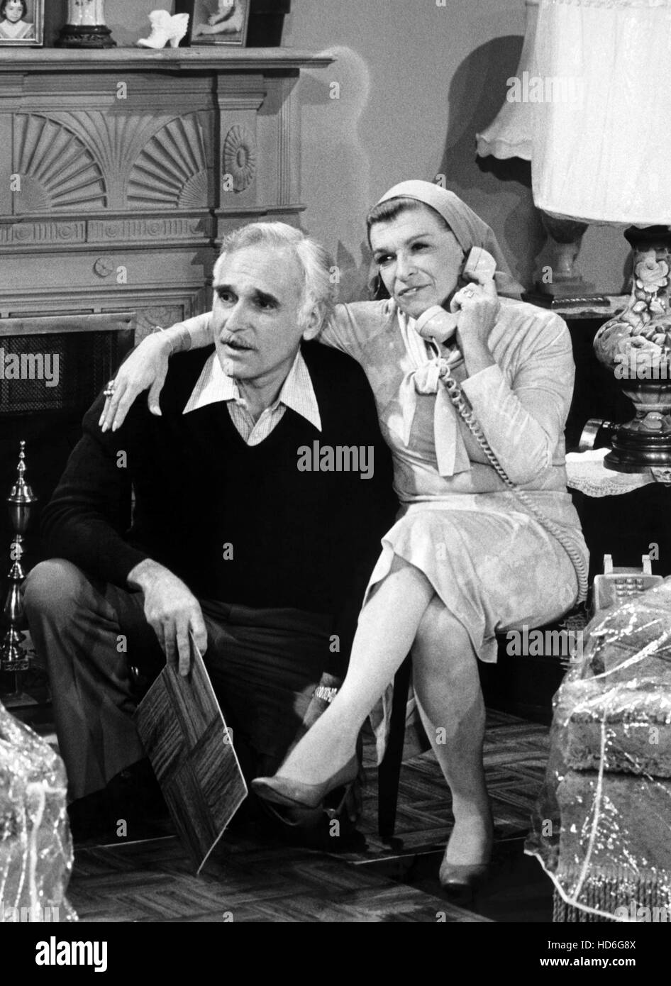 RHODA, Harold Gould, Nancy Walker, (Season 5), 1974-78 Stock Photo - Alamy