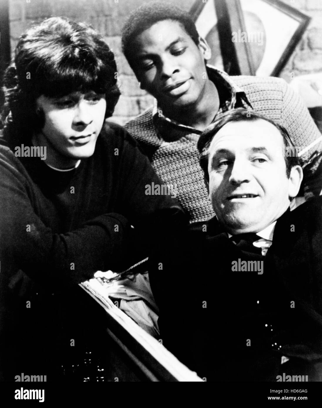 Leonard rossiter rising damp hi-res stock photography and images - Alamy