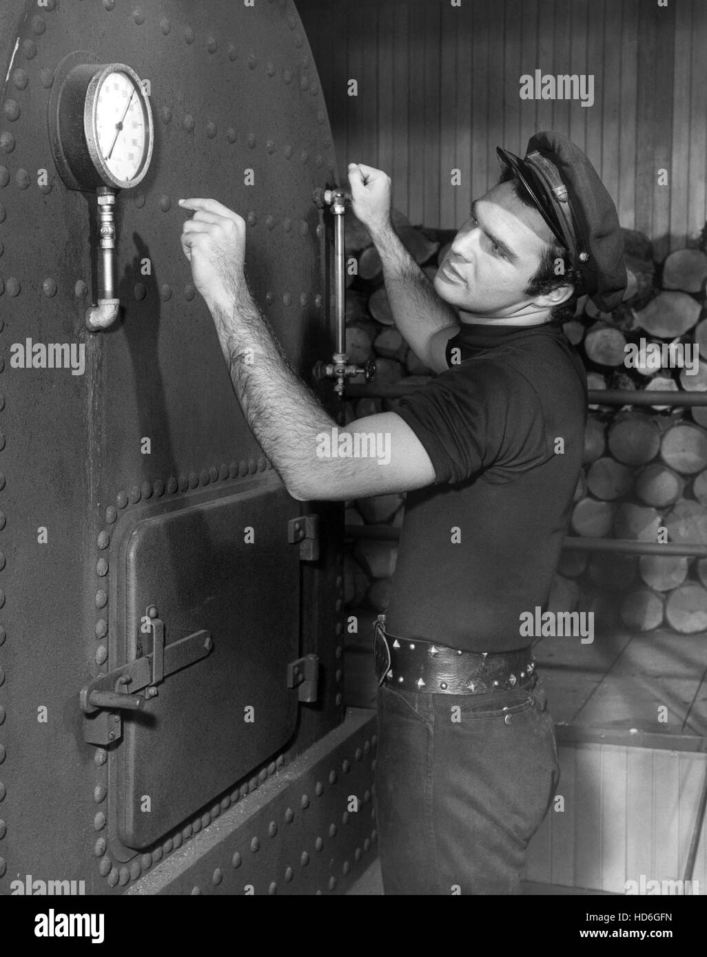 RIVERBOAT, Burt Reynolds, 1959-61 Stock Photo - Alamy