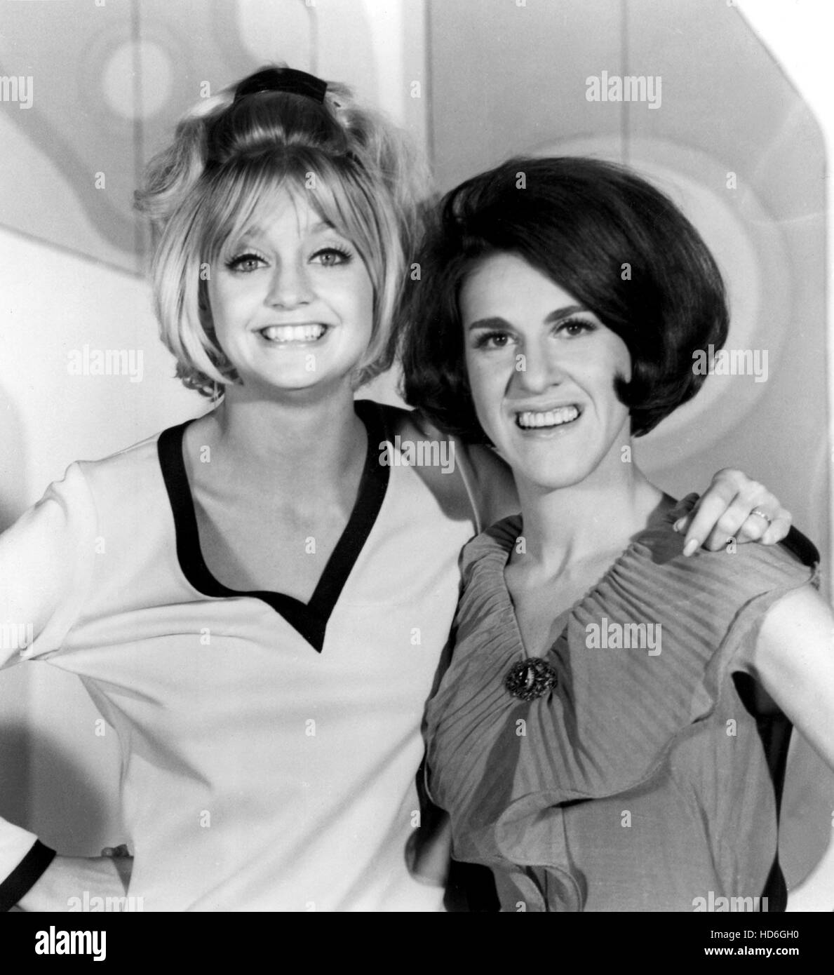 ROWAN AND MARTIN'S LAUGH-IN, Goldie Hawn, Ruth Buzzi, 1968-1973 Stock ...